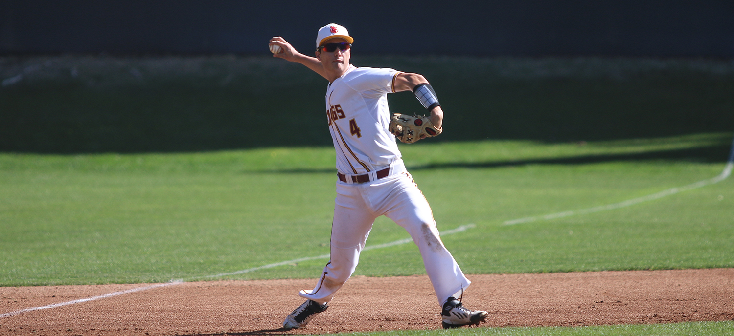 Stags Baseball Opens Season With Weekend Split - The Student Life