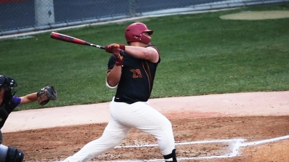 Stags stomp Bulldogs on day two of series, come one step closer to ...