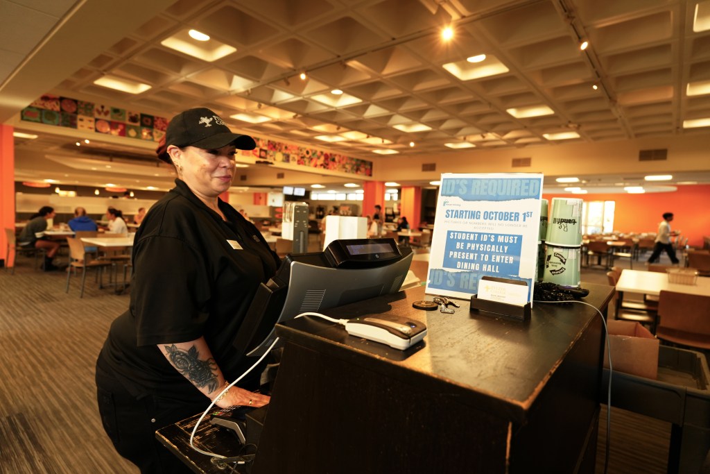 No ID, no service: Pitzer changes dining policy - The Student Life